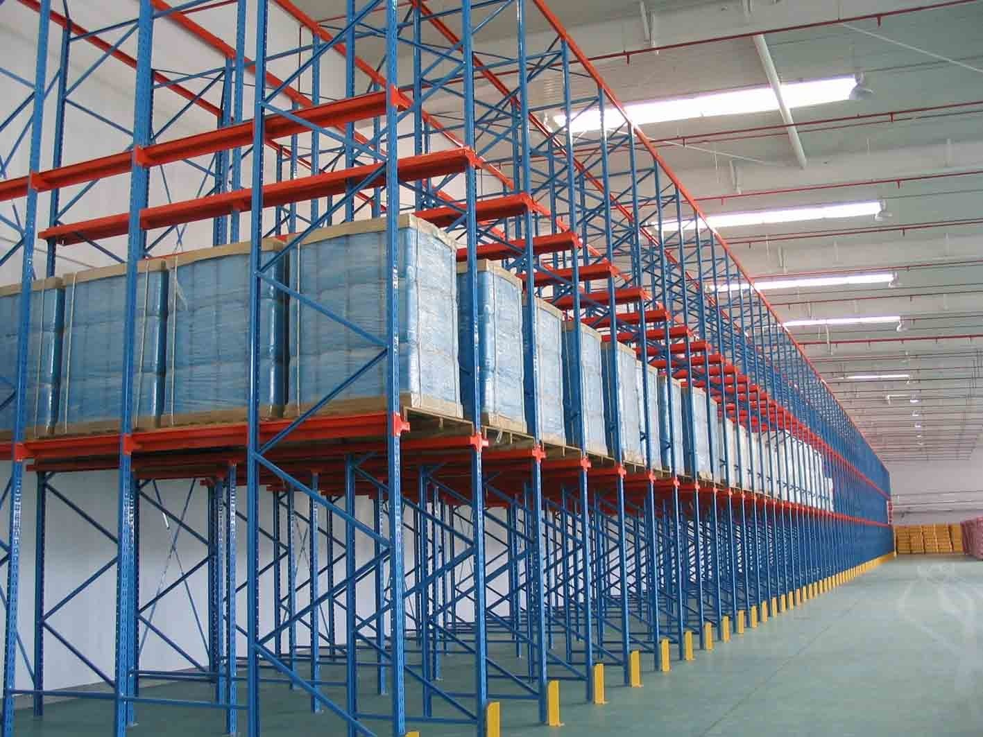 Fahren Sie in Lager-Speicher-Fach-System, die selektive Palette, die 6m ...